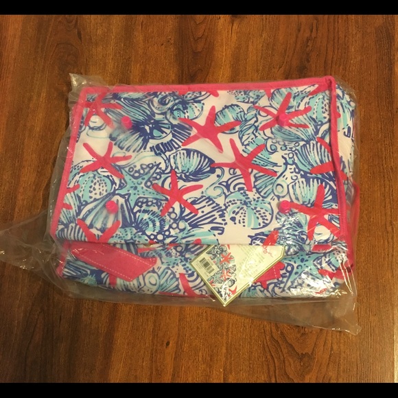Lilly Pulitzer | Bags | Nwt Lilly Pulitzer Insulated Cooler She Shells ...